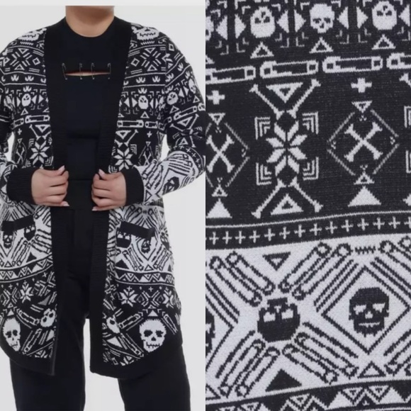 Hot Topic | Sweaters | Hot Topic Skulls Fair Isle Girls Open Cardigan ...